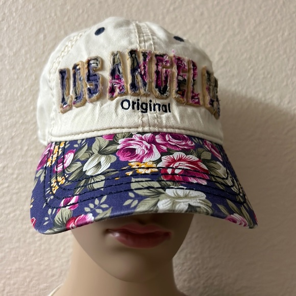 Robin Ruth | Accessories | Robin Ruth Los Angeles Floral Baseball Hat ...